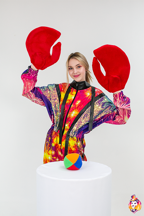 Crab claws with a ball Game Prop